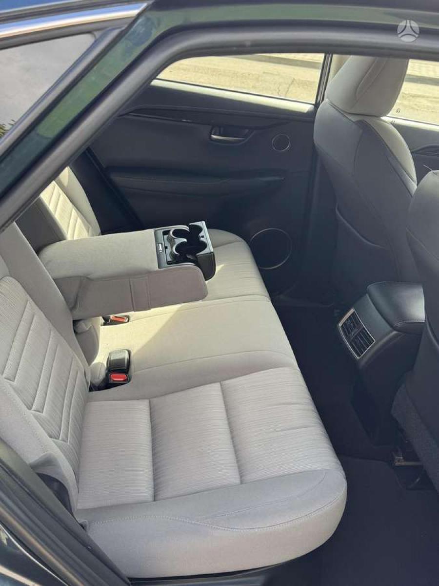 Blue Lexus NX 300h 2015 in Vilnius, with an engine capacity of 2.49 L and mileage of 301 thousand km for 18499 €, photo 17 on AUTOMOTO.COM.LV