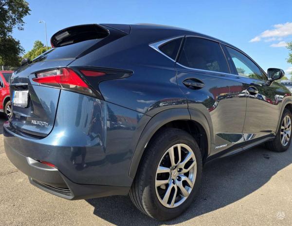 Blue Lexus NX 300h 2015 in Marijampole, with an engine capacity of 2.49 L and mileage of 231 thousand km for 18995 €, photo 3 on AUTOMOTO.COM.LV