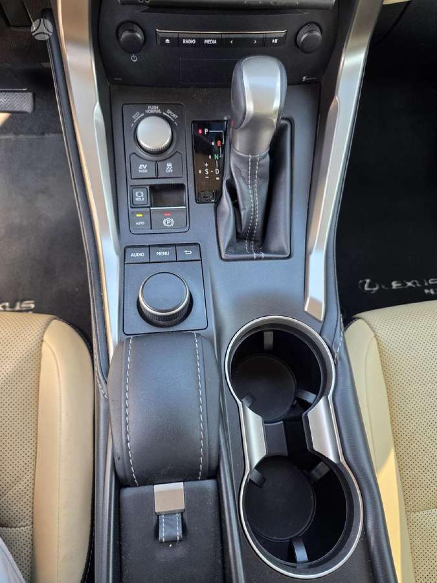 Blue Lexus NX 300h 2015 in Marijampole, with an engine capacity of 2.49 L and mileage of 231 thousand km for 18995 €, photo 16 on AUTOMOTO.COM.LV