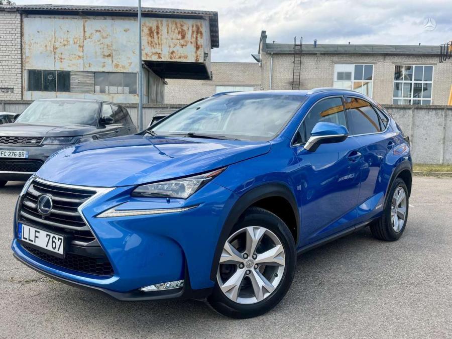 Blue Lexus NX 300h 2016 in Vilnius, with an engine capacity of 2.49 L and mileage of 243 thousand km for 18000 €, photo 1 on AUTOMOTO.COM.LV