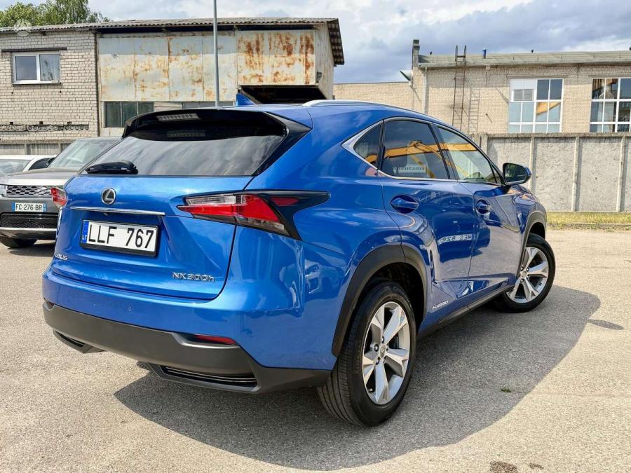 Blue Lexus NX 300h 2016 in Vilnius, with an engine capacity of 2.49 L and mileage of 243 thousand km for 18000 €, photo 11 on AUTOMOTO.COM.LV