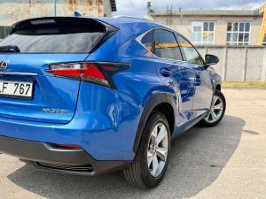 Blue Lexus NX 300h 2016 in Vilnius, with an engine capacity of 2.49 L and mileage of 243 thousand km for 18000 €, photo 12 on AUTOMOTO.COM.LV