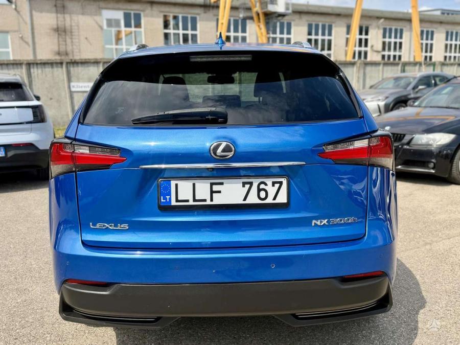 Blue Lexus NX 300h 2016 in Vilnius, with an engine capacity of 2.49 L and mileage of 243 thousand km for 18000 €, photo 13 on AUTOMOTO.COM.LV