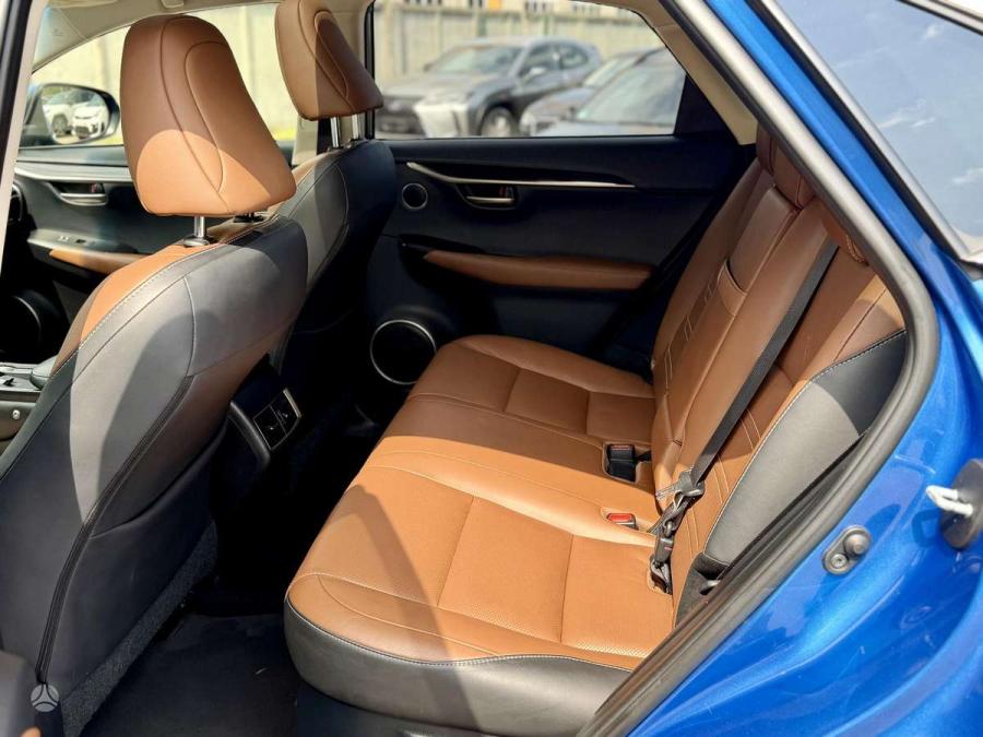 Blue Lexus NX 300h 2016 in Vilnius, with an engine capacity of 2.49 L and mileage of 243 thousand km for 18000 €, photo 19 on AUTOMOTO.COM.LV