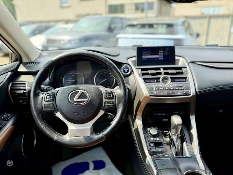 Blue Lexus NX 300h 2016 in Vilnius, with an engine capacity of 2.49 L and mileage of 243 thousand km for 18000 €, photo 22 on AUTOMOTO.COM.LV