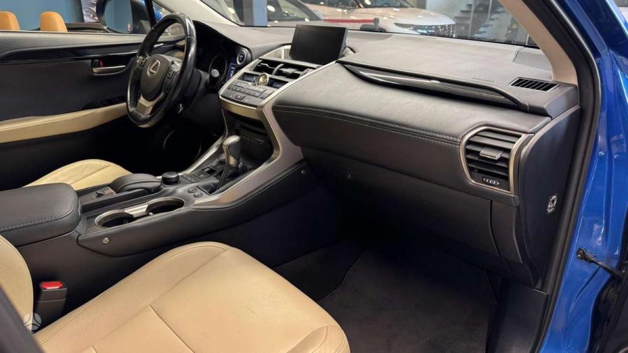Zils Lexus NX 300h 2017 Rīga, ar dzinēja tilpumu 2.50 L un nobraukumu 175 tūkst. km par 19490 €, foto 18 vietnē AUTOMOTO.COM.LV
