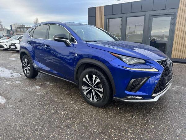 Blue Lexus NX 300h 2018 in Panevezys, with an engine capacity of 2.49 L and mileage of 257 thousand km for 25000 €, photo 5 on AUTOMOTO.COM.LV