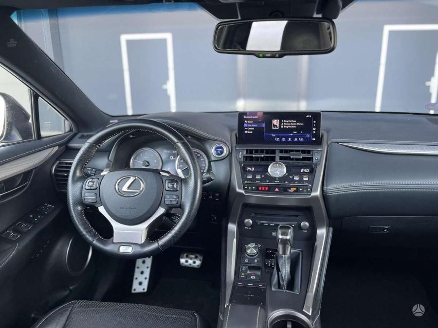 Blue Lexus NX 300h 2018 in Vilnius, with an engine capacity of 2.49 L and mileage of 185 thousand km for 23999 €, photo 16 on AUTOMOTO.COM.LV