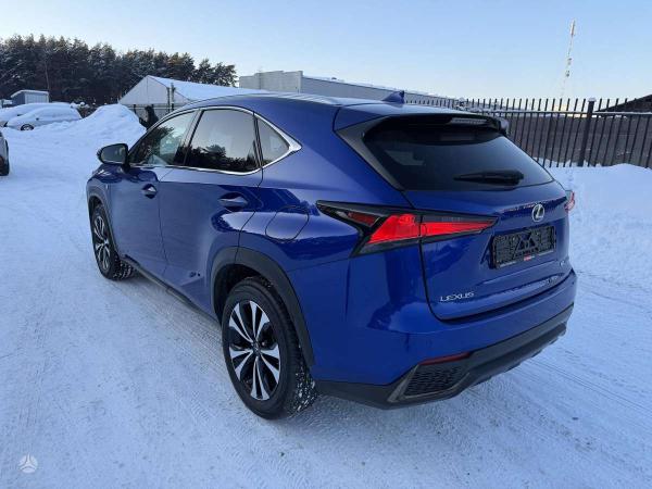 Zils Lexus NX 300h 2018 Viļņa, ar dzinēja tilpumu 2.49 L un nobraukumu 133 tūkst. km par 25950 €, foto 7 vietnē AUTOMOTO.COM.LV