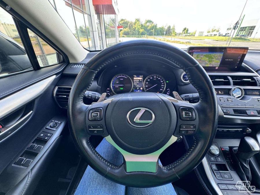 Синий Лексус NX 300h 2021 в Вильнюс, объемом двигателя 2.50 л и пробегом 231 тыс. км за 23200 €, фото 18 на AUTOMOTO.COM.LV