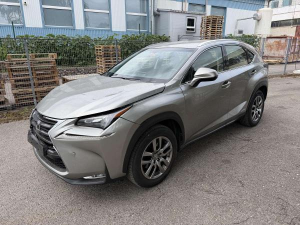Brown Lexus NX 300h 2014 in Kaunas, with an engine capacity of 2.49 L and mileage of 260 thousand km for 12900 €, photo 3 on AUTOMOTO.COM.LV