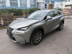 Brown Lexus NX 300h 2014 in Kaunas, with an engine capacity of 2.49 L and mileage of 260 thousand km for 12900 €, photo 4 on AUTOMOTO.COM.LV