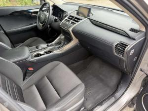 Brown Lexus NX 300h 2014 in Kaunas, with an engine capacity of 2.49 L and mileage of 260 thousand km for 12900 €, photo 11 on AUTOMOTO.COM.LV