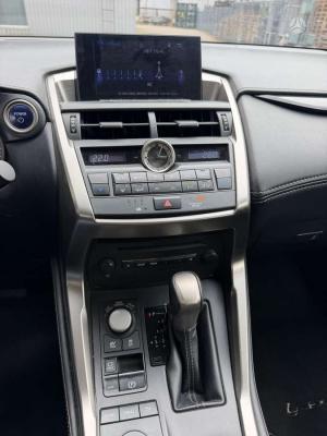 Brown Lexus NX 300h 2014 in Kaunas, with an engine capacity of 2.49 L and mileage of 260 thousand km for 12900 €, photo 14 on AUTOMOTO.COM.LV