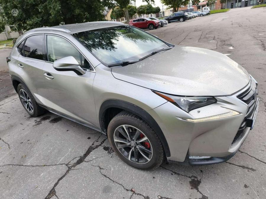 Brūns Lexus NX 300h 2014 Kauņa, ar dzinēja tilpumu 2.49 L un nobraukumu 261 tūkst. km par 16000 €, foto 4 vietnē AUTOMOTO.COM.LV
