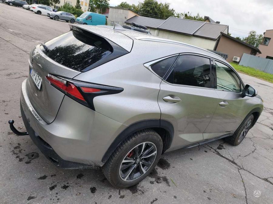 Brūns Lexus NX 300h 2014 Kauņa, ar dzinēja tilpumu 2.49 L un nobraukumu 261 tūkst. km par 16000 €, foto 6 vietnē AUTOMOTO.COM.LV