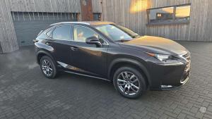 Brown Lexus NX 300h 2015 in Vilnius, with an engine capacity of 2.50 L and mileage of 235 thousand km for 16900 €, photo  on AUTOMOTO.COM.LV