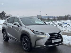 Brown Lexus NX 300h 2015 in Vilnius, with an engine capacity of 2.49 L and mileage of 252 thousand km for 16900 €, photo 4 on AUTOMOTO.COM.LV