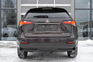 Brown Lexus NX 300h 2016 in Vilnius, with an engine capacity of 2.49 L and mileage of 202 thousand km for 20000 €, photo 8 on AUTOMOTO.COM.LV