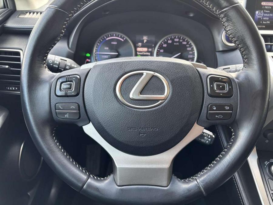 Коричневый Лексус NX 300h 2016 в Вильнюс, объемом двигателя 2.49 л и пробегом 146 тыс. км за 18900 €, фото 14 на AUTOMOTO.COM.LV