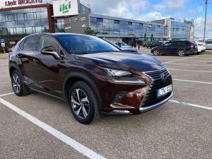 Brown Lexus NX 300h 2017 in Vilnius, with an engine capacity of 2.49 L and mileage of 68 thousand km for 32000 €, photo 5 on AUTOMOTO.COM.LV