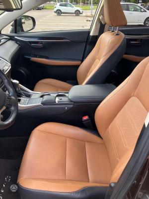 Brown Lexus NX 300h 2017 in Vilnius, with an engine capacity of 2.49 L and mileage of 68 thousand km for 32000 €, photo 12 on AUTOMOTO.COM.LV