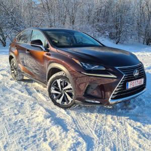 Brūns Lexus NX 300h 2018 Viļņa, ar dzinēja tilpumu 2.49 L un nobraukumu 155 tūkst. km par 26400 €, foto  vietnē AUTOMOTO.COM.LV
