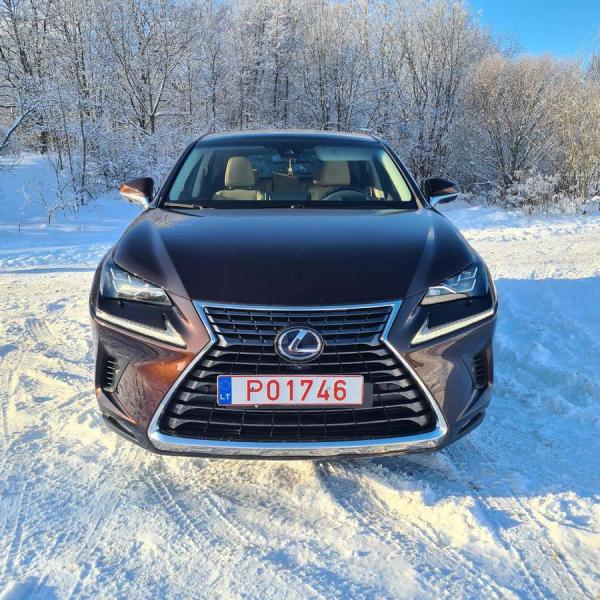 Brown Lexus NX 300h 2018 in Vilnius, with an engine capacity of 2.49 L and mileage of 155 thousand km for 26400 €, photo 2 on AUTOMOTO.COM.LV
