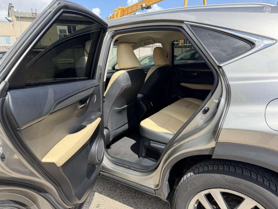 Brown Lexus NX 300h 2018 in Vilnius, with an engine capacity of 2.49 L and mileage of 127 thousand km for 21700 €, photo 14 on AUTOMOTO.COM.LV