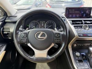 Brown Lexus NX 300h 2018 in Vilnius, with an engine capacity of 2.49 L and mileage of 127 thousand km for 21700 €, photo 19 on AUTOMOTO.COM.LV