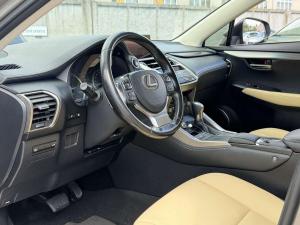 Brown Lexus NX 300h 2018 in Vilnius, with an engine capacity of 2.49 L and mileage of 127 thousand km for 21700 €, photo 22 on AUTOMOTO.COM.LV