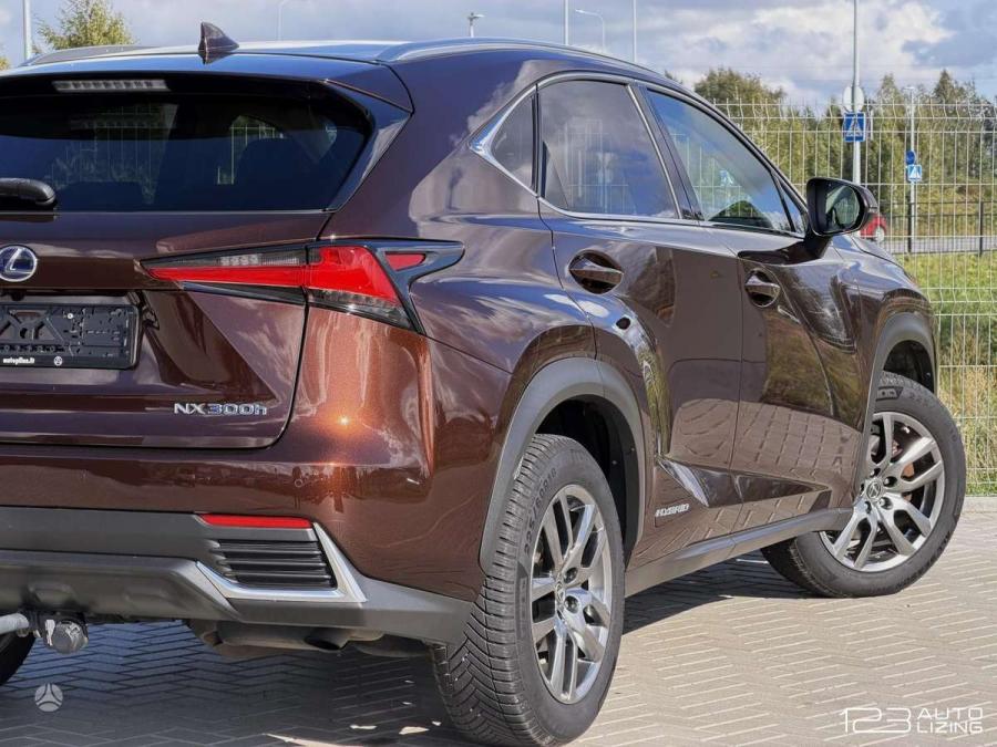 Brūns Lexus NX 300h 2018 Tauragė, ar dzinēja tilpumu 2.50 L un nobraukumu 163 tūkst. km par 23500 €, foto 10 vietnē AUTOMOTO.COM.LV