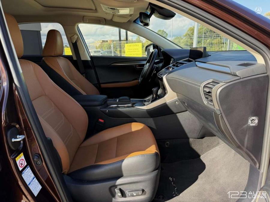 Brūns Lexus NX 300h 2018 Tauragė, ar dzinēja tilpumu 2.50 L un nobraukumu 163 tūkst. km par 23500 €, foto 15 vietnē AUTOMOTO.COM.LV
