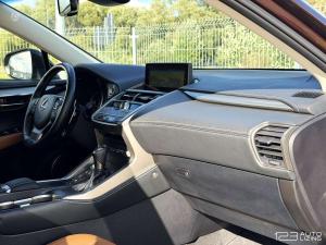 Brūns Lexus NX 300h 2018 Tauragė, ar dzinēja tilpumu 2.50 L un nobraukumu 163 tūkst. km par 23500 €, foto 16 vietnē AUTOMOTO.COM.LV