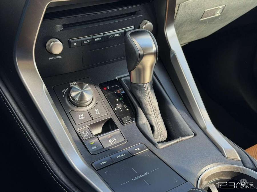 Brūns Lexus NX 300h 2018 Tauragė, ar dzinēja tilpumu 2.50 L un nobraukumu 163 tūkst. km par 23500 €, foto 25 vietnē AUTOMOTO.COM.LV