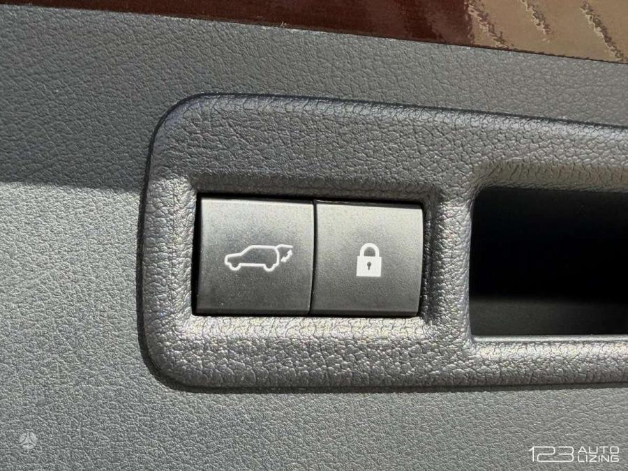 Brūns Lexus NX 300h 2018 Tauragė, ar dzinēja tilpumu 2.50 L un nobraukumu 163 tūkst. km par 23500 €, foto 31 vietnē AUTOMOTO.COM.LV