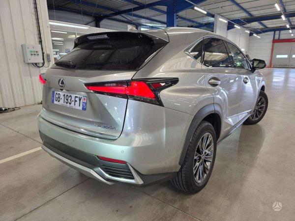 Brown Lexus NX 300h 2021 in Vilnius, with an engine capacity of 2.49 L and mileage of 17 thousand km for 30999 €, photo 5 on AUTOMOTO.COM.LV