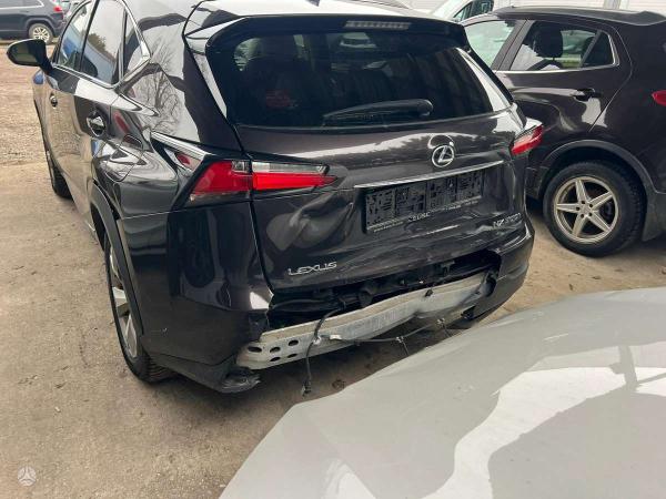 Brūns Lexus NX 300h 2015 Marijampole, ar dzinēja tilpumu 2.50 L un nobraukumu 230 tūkst. km par 13700 €, foto 6 vietnē AUTOMOTO.COM.LV