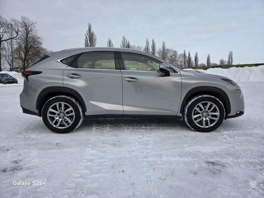 Lexus NX 300h 2014 in Klaipeda, with an engine capacity of 2.49 L and mileage of 196 thousand km for 16800 €, photo 1 on AUTOMOTO.COM.LV