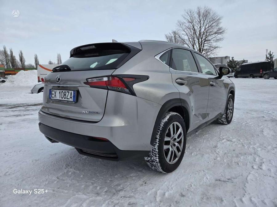 Lexus NX 300h 2014 in Klaipeda, with an engine capacity of 2.49 L and mileage of 196 thousand km for 16800 €, photo 6 on AUTOMOTO.COM.LV