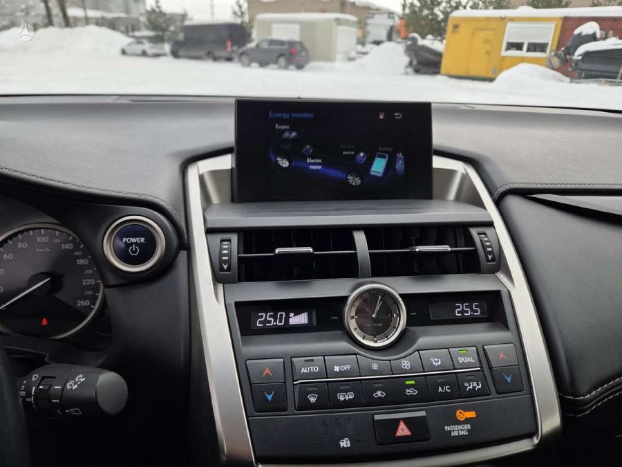 Lexus NX 300h 2014 in Klaipeda, with an engine capacity of 2.49 L and mileage of 196 thousand km for 16800 €, photo 16 on AUTOMOTO.COM.LV