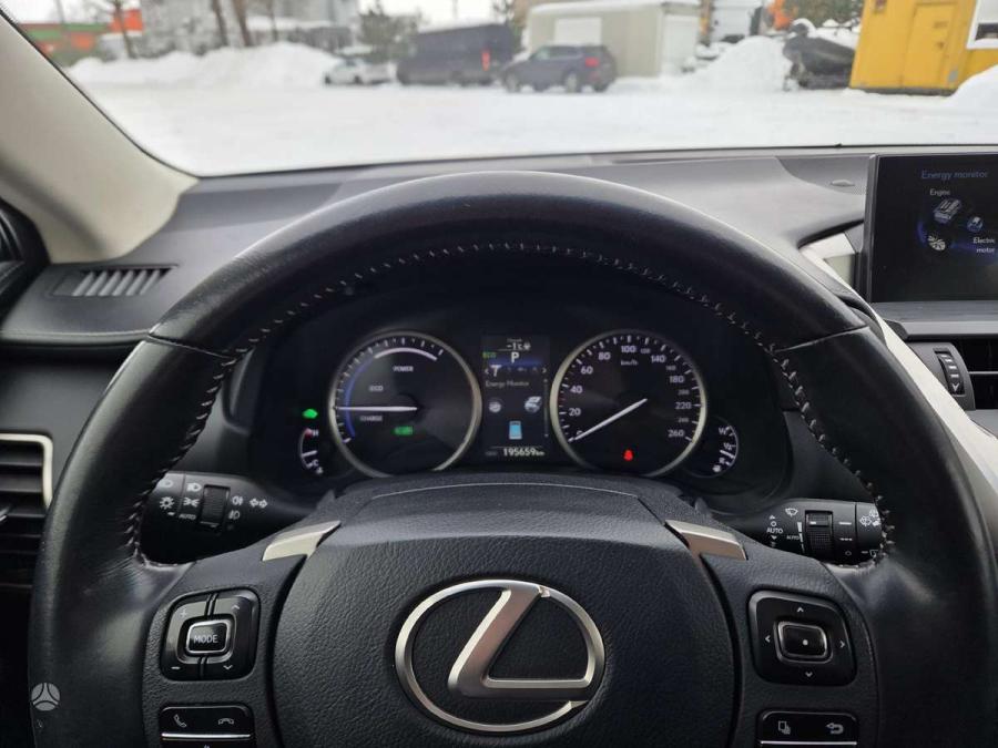 Lexus NX 300h 2014 in Klaipeda, with an engine capacity of 2.49 L and mileage of 196 thousand km for 16800 €, photo 22 on AUTOMOTO.COM.LV