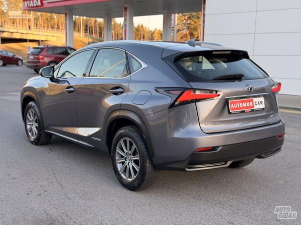 Lexus NX 300h 2014 in Vilnius, with an engine capacity of 2.50 L and mileage of 180 thousand km for 16750 €, photo 8 on AUTOMOTO.COM.LV
