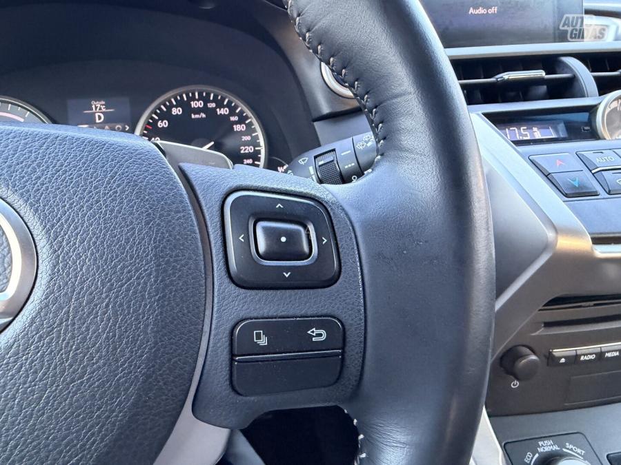 Lexus NX 300h 2014 in Vilnius, with an engine capacity of 2.50 L and mileage of 180 thousand km for 16750 €, photo 25 on AUTOMOTO.COM.LV