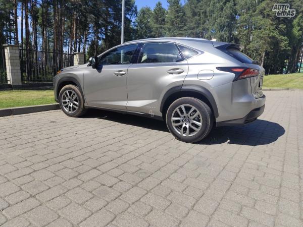 Lexus NX 300h 2015 Utena, ar dzinēja tilpumu 2.50 L un nobraukumu 84 tūkst. km par 17850 €, foto 2 vietnē AUTOMOTO.COM.LV