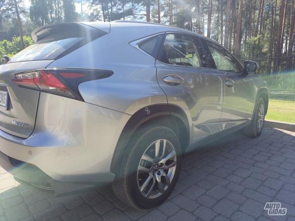 Lexus NX 300h 2015 Utena, ar dzinēja tilpumu 2.50 L un nobraukumu 84 tūkst. km par 17850 €, foto 4 vietnē AUTOMOTO.COM.LV