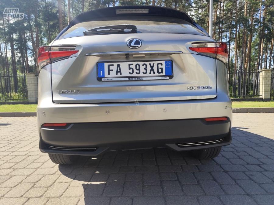 Lexus NX 300h 2015 in Utena, with an engine capacity of 2.50 L and mileage of 84 thousand km for 17850 €, photo 6 on AUTOMOTO.COM.LV