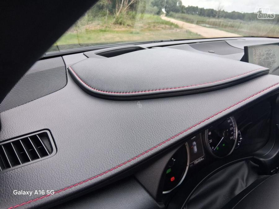 Lexus NX 300h 2015 in Palanga, with an engine capacity of 2.50 L and mileage of 186 thousand km for 17650 €, photo 34 on AUTOMOTO.COM.LV