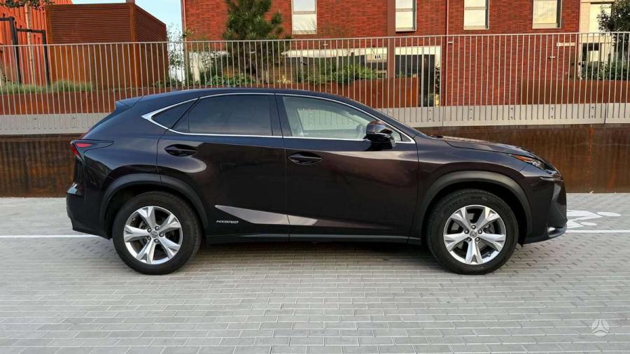 Lexus NX 300h 2015 Klaipėda, ar dzinēja tilpumu 2.49 L un nobraukumu 127 tūkst. km par 22800 €, foto 6 vietnē AUTOMOTO.COM.LV