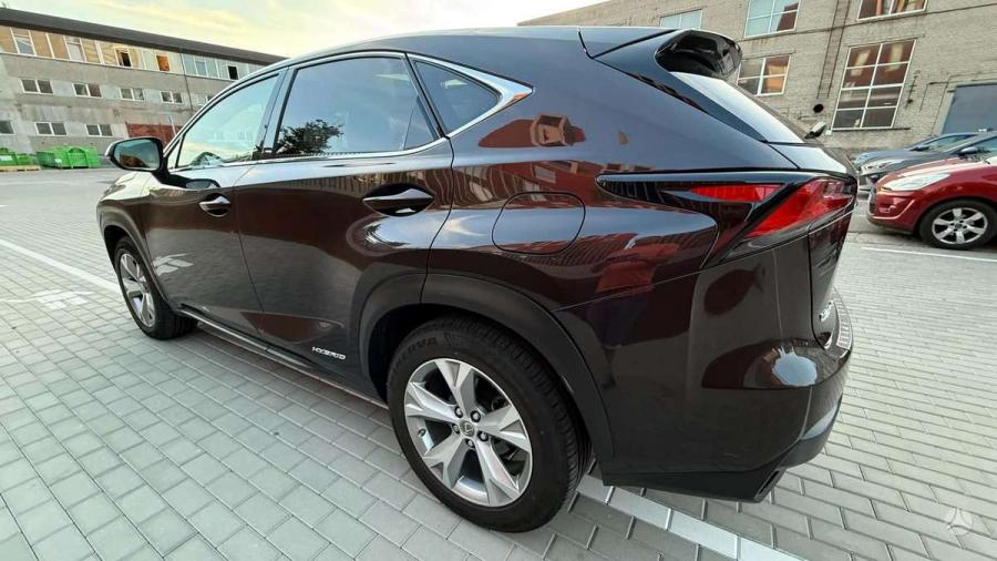 Lexus NX 300h 2015 Klaipėda, ar dzinēja tilpumu 2.49 L un nobraukumu 127 tūkst. km par 22800 €, foto 11 vietnē AUTOMOTO.COM.LV